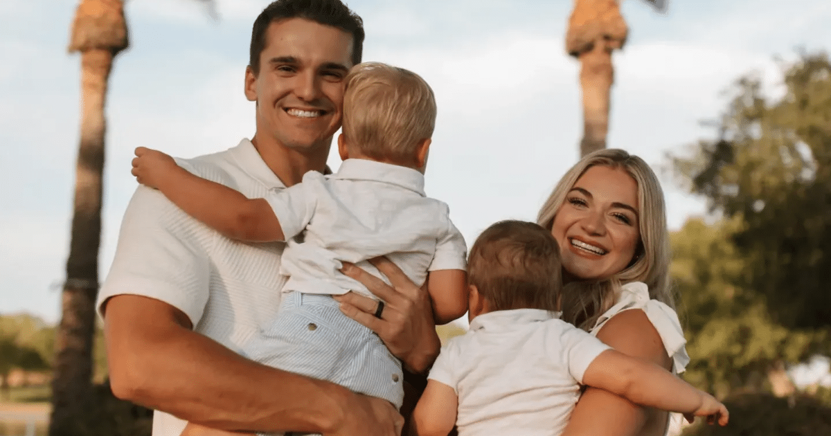 YouTubers Matt & Abby Howard Sign With Currents Management To Expand ...